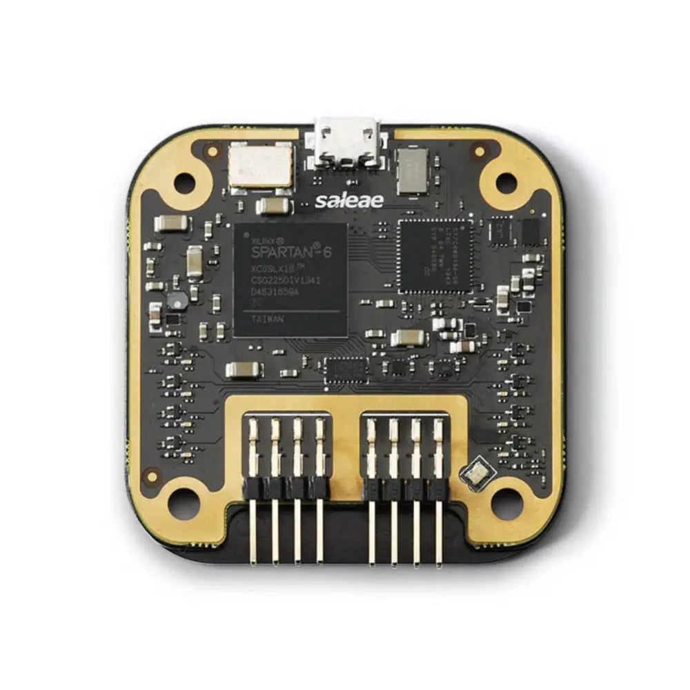 Saleae Logic Pro 8 ロジックアナライザ 8チャンネル & 100MHz (黒) - RobotShop